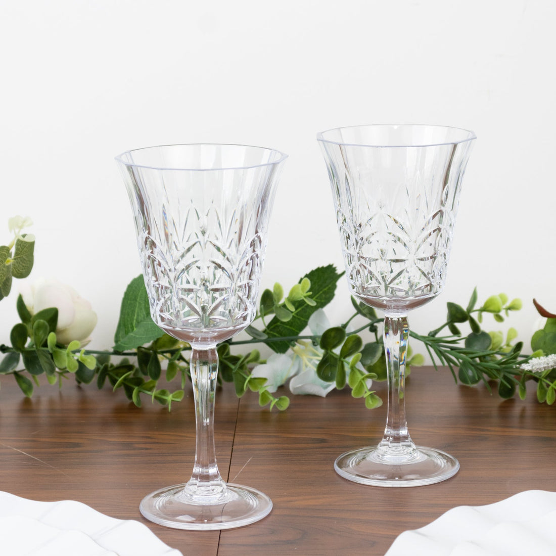 Embossed Leaf Plastic Wine Glasses 10oz | eFavormart