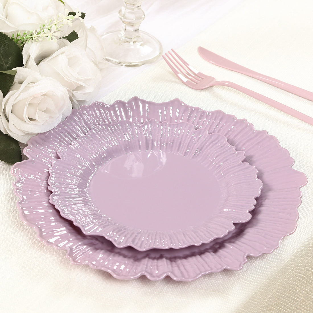 20-Pack Lavender Reef Design Plastic Plates 7" | eFavormart