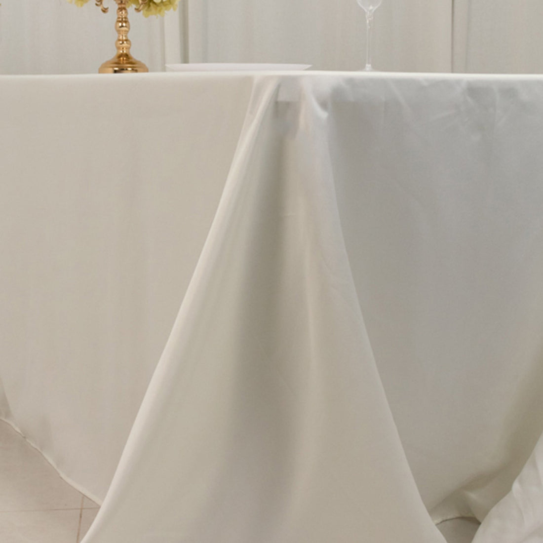 Lamour Satin Tablecloth 90