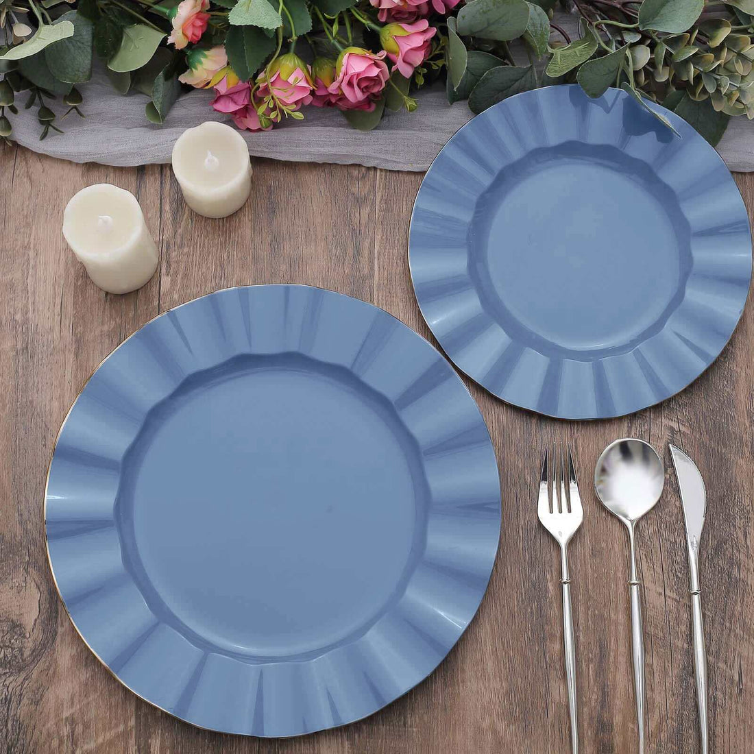Plastic Round Ruffled Dessert Plates 9" Ocean Blue/Gold | eFavormart