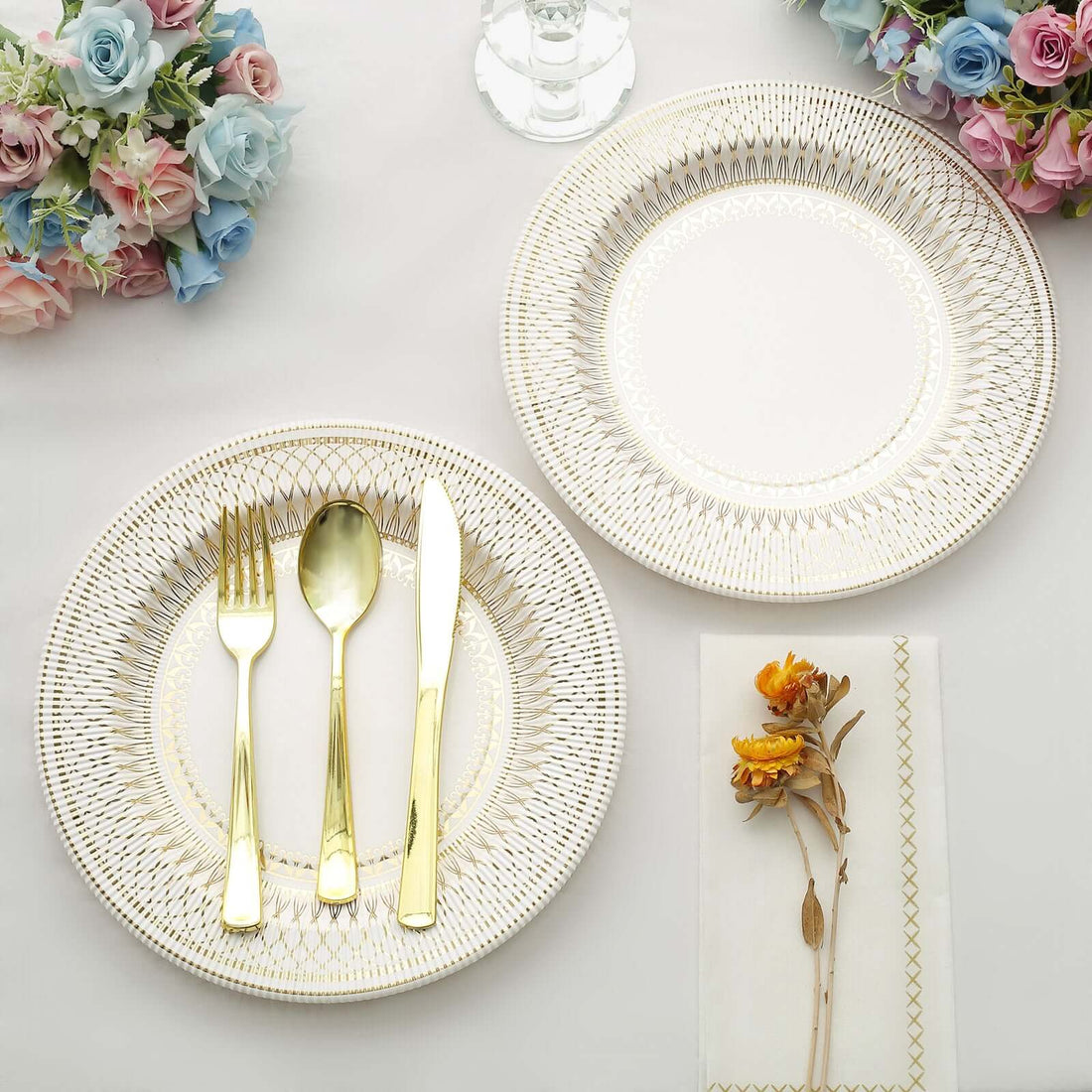25pk 10in Paper Dinner Plates 300GSM Gold/White | eFavormart