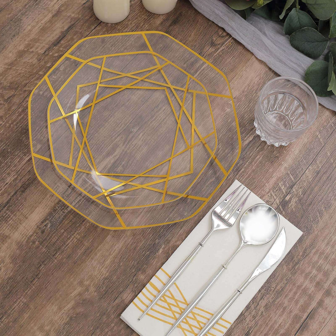 Plastic Octagon Dinner Plates 10" Clear/Gold | eFavormart
