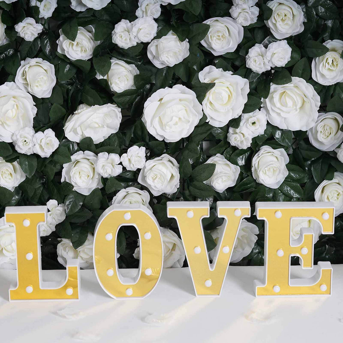 6" LED Marquee Letter "R" Gold | eFavormart