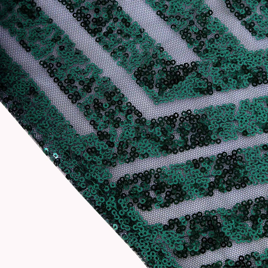 Diamond Pattern Sequin Tablecloth 90"x132" Emerald Green | eFavormart