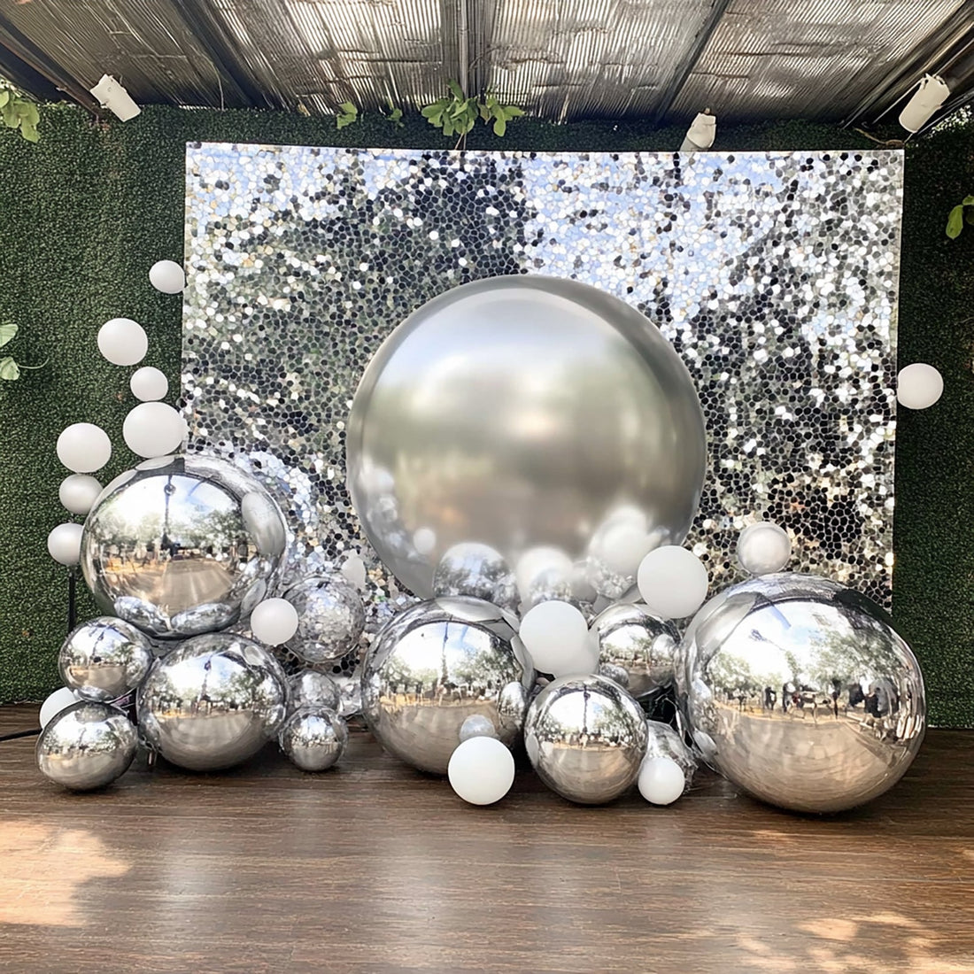 43" Silver 4D Orbz Mylar Foil Balloons 2-Pack | eFavormart
