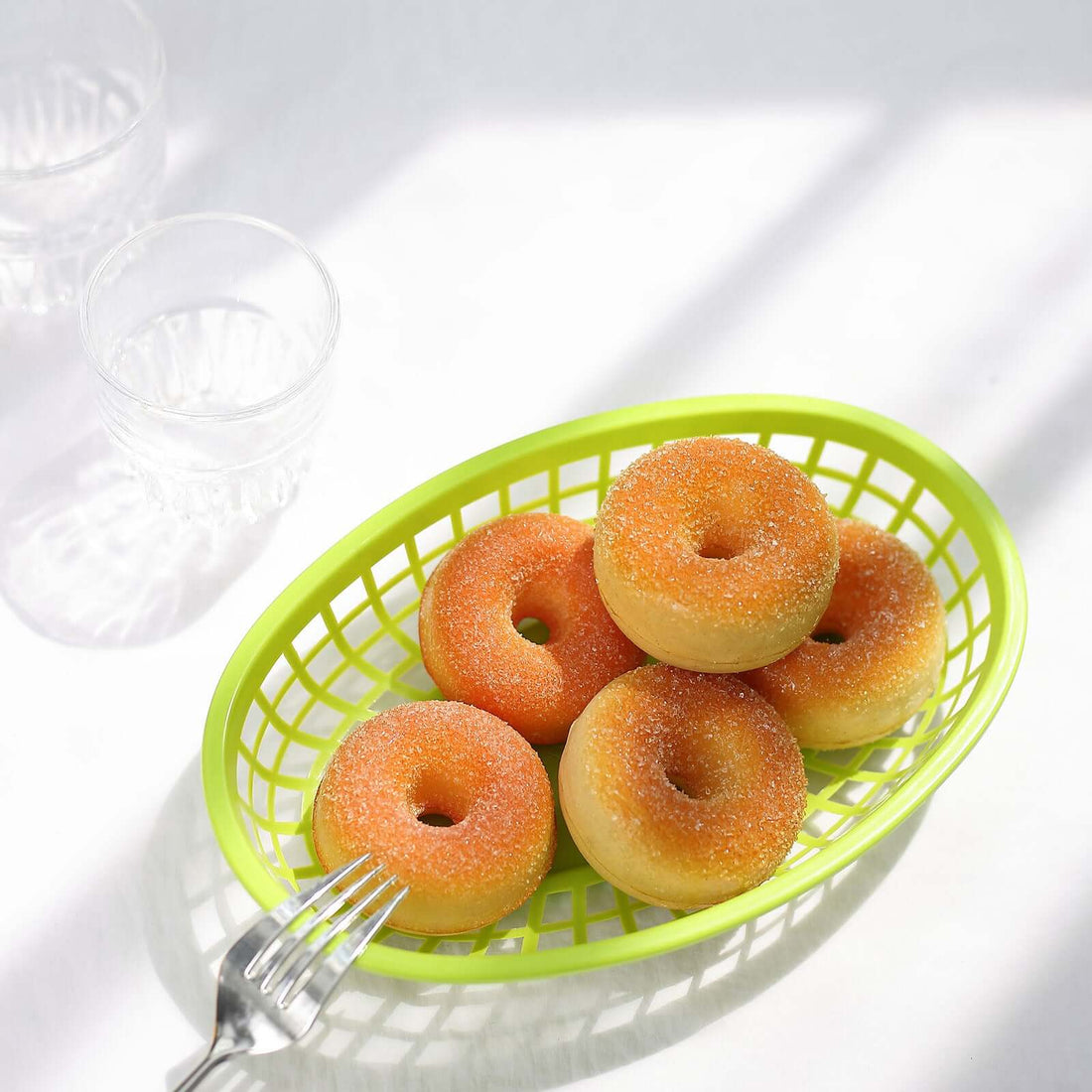 Plastic Food Baskets with 50 Wax Paper Liners | eFavormart