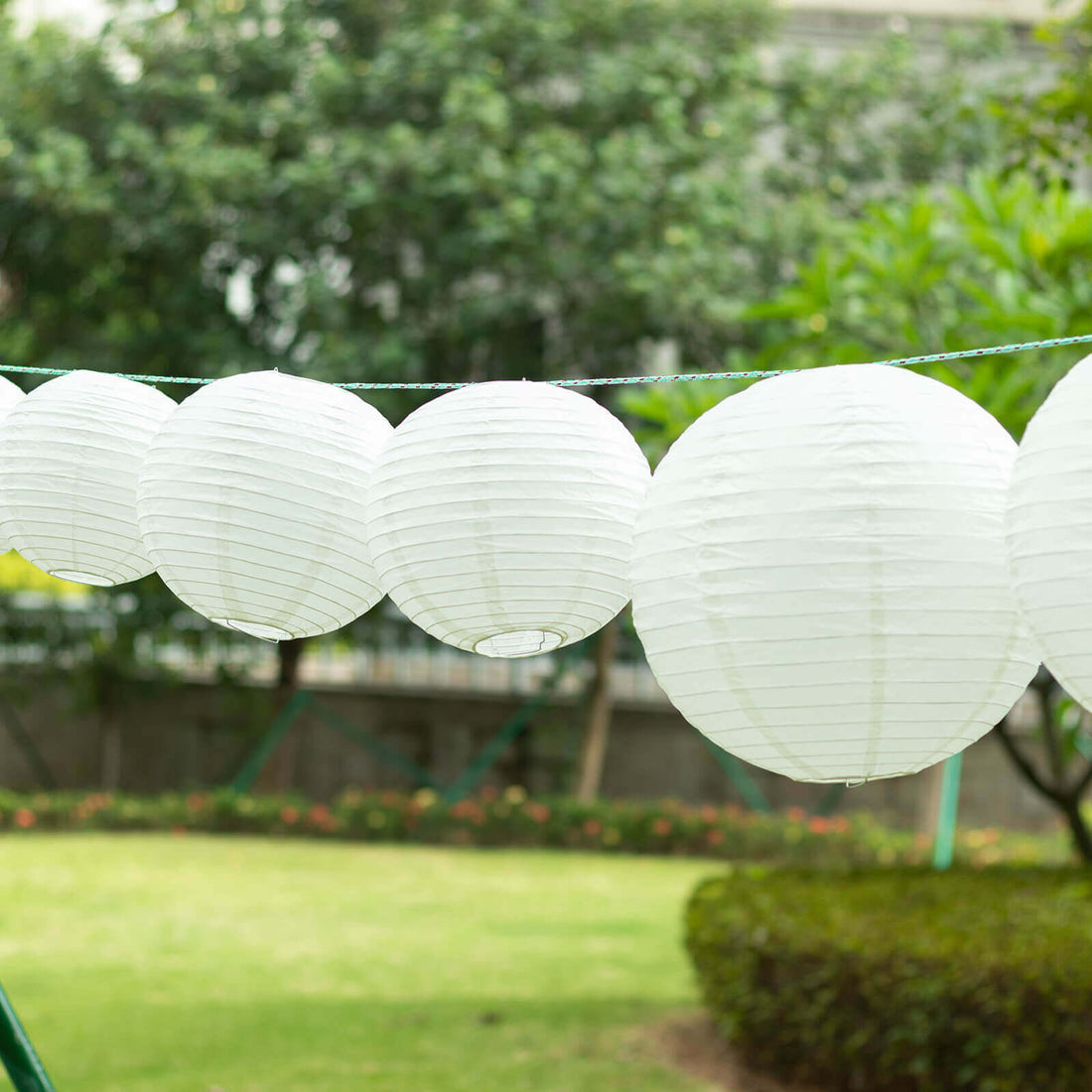Set of 8 Ivory Hanging Paper Lanterns | eFavormart
