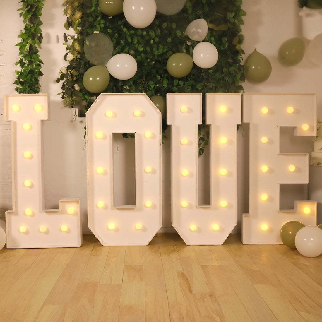 4ft White LED Marquee Letter "L" | eFavormart