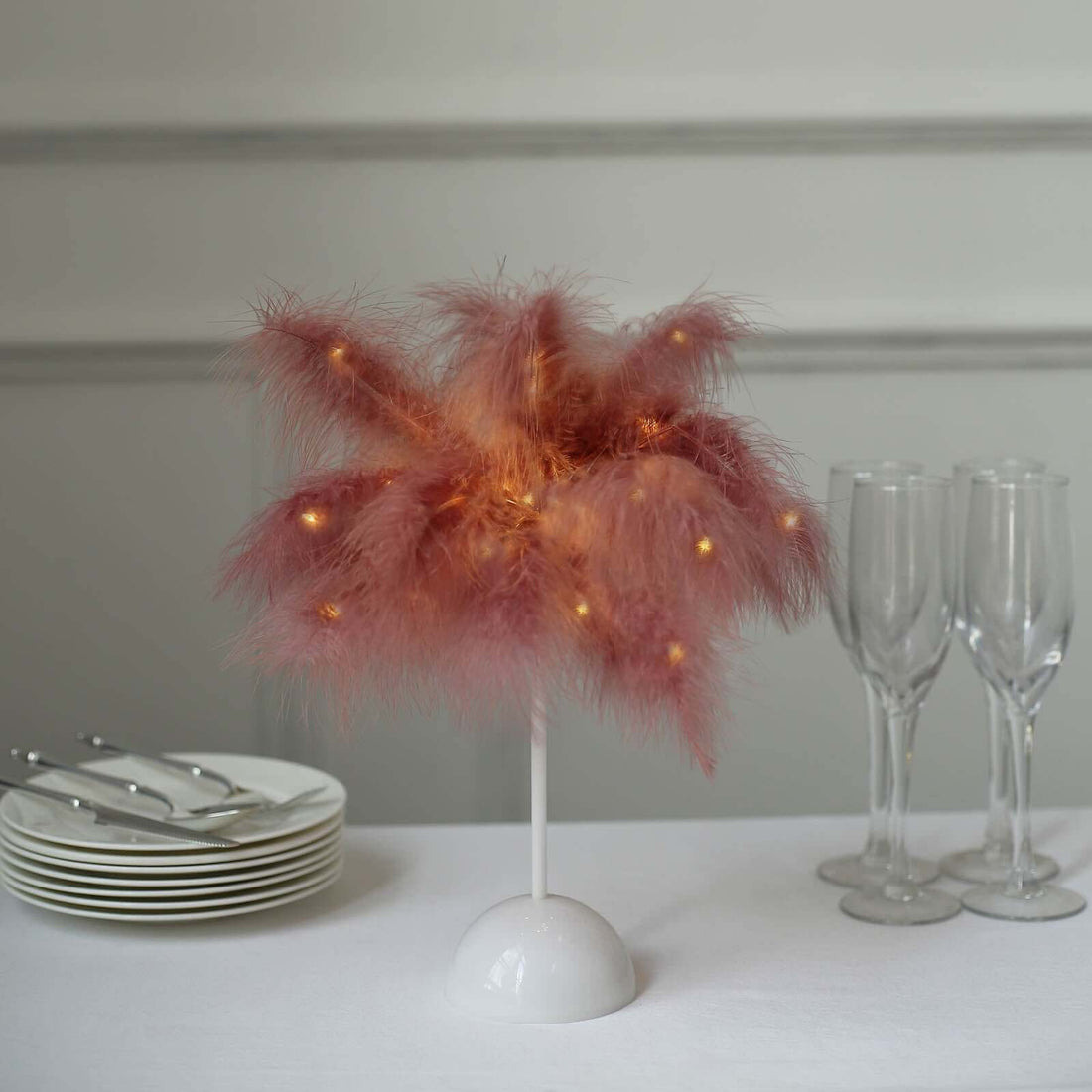 Feathers Table Lamp Cinnamon Rose 15" | eFavormart