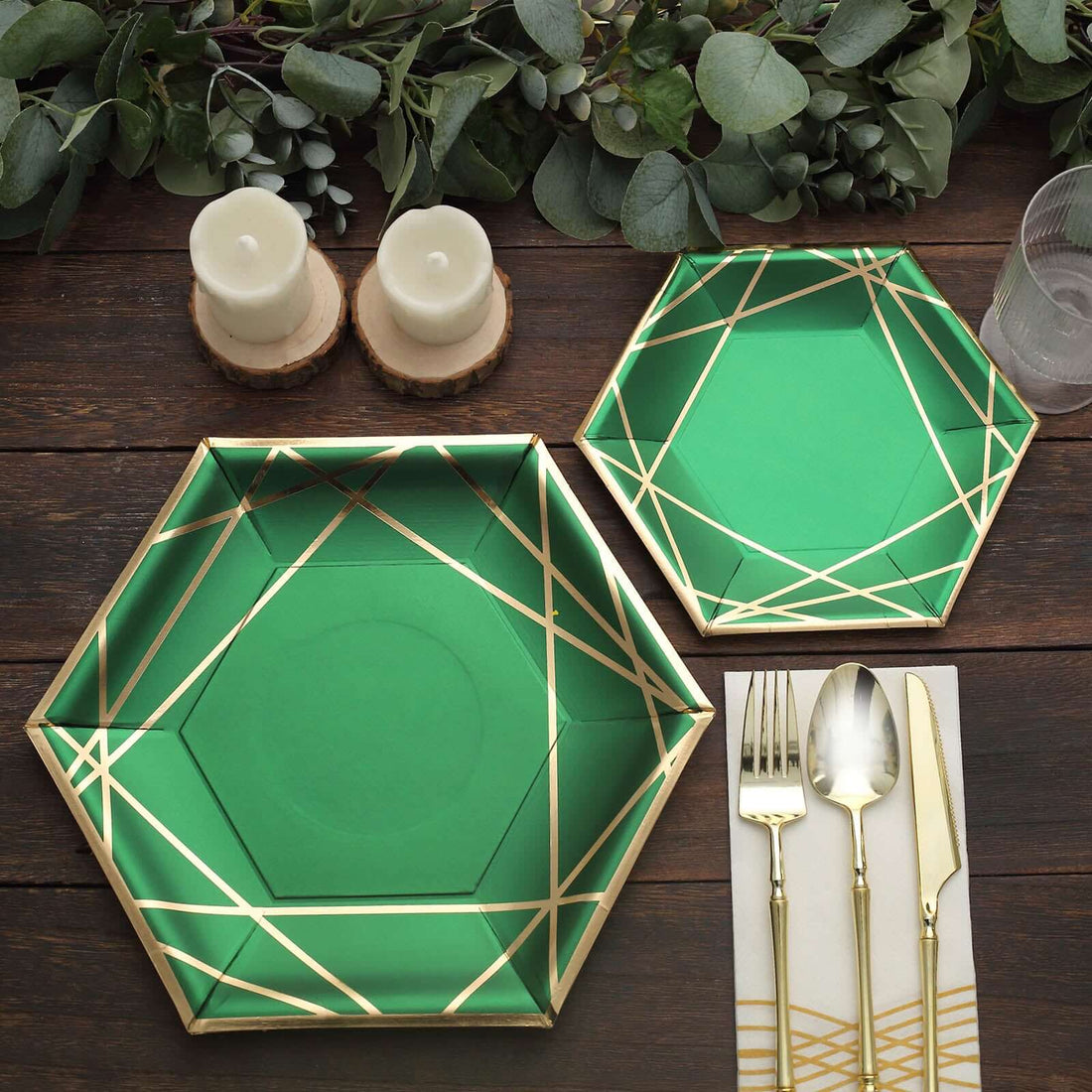25pk 9" Hexagon Paper Plates 300GSM Hunter Green | eFavormart
