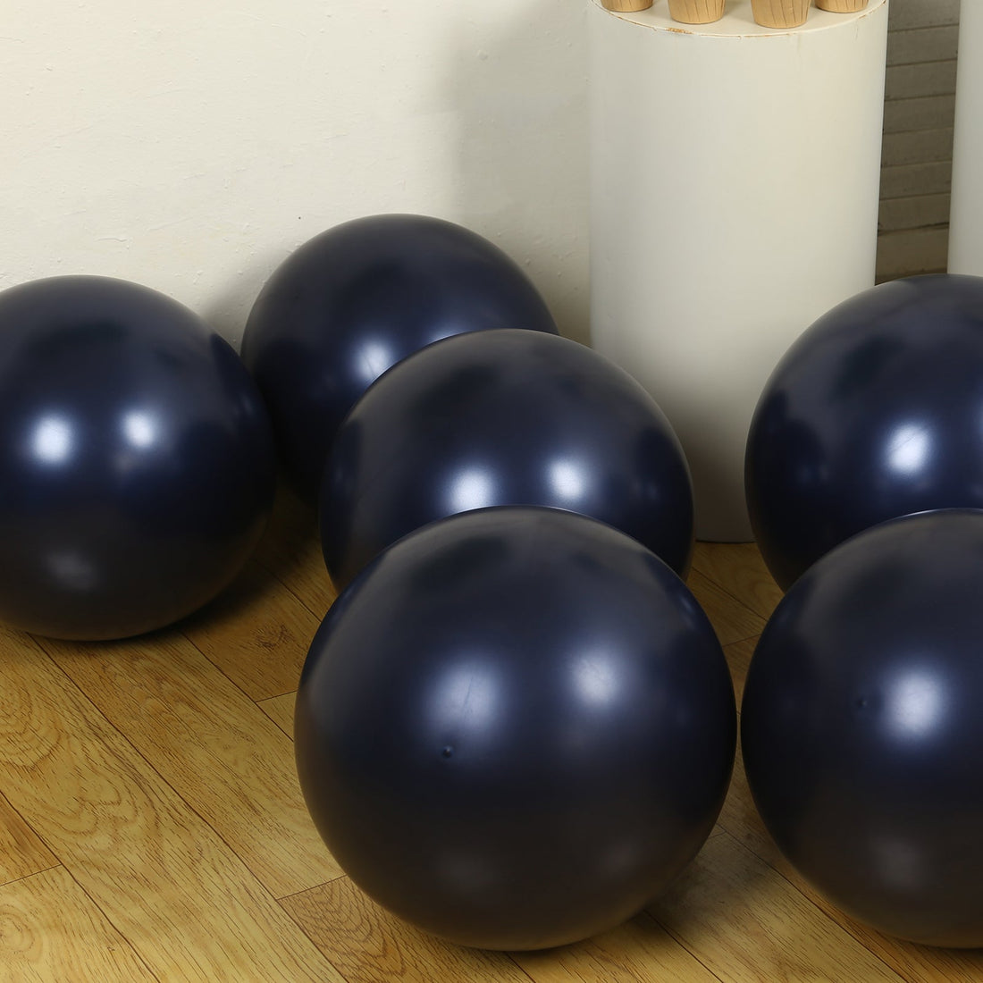 Shiny Navy Blue Biodegradable Balloons 18" | eFavormart