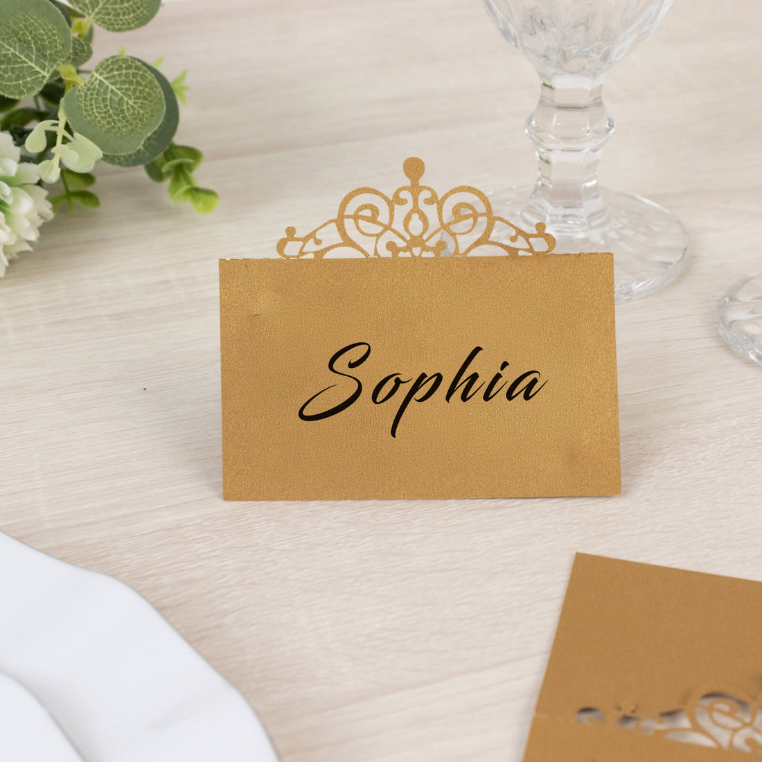 Gold Crown Place Cards 50-Pack 2"x4" | eFavormart