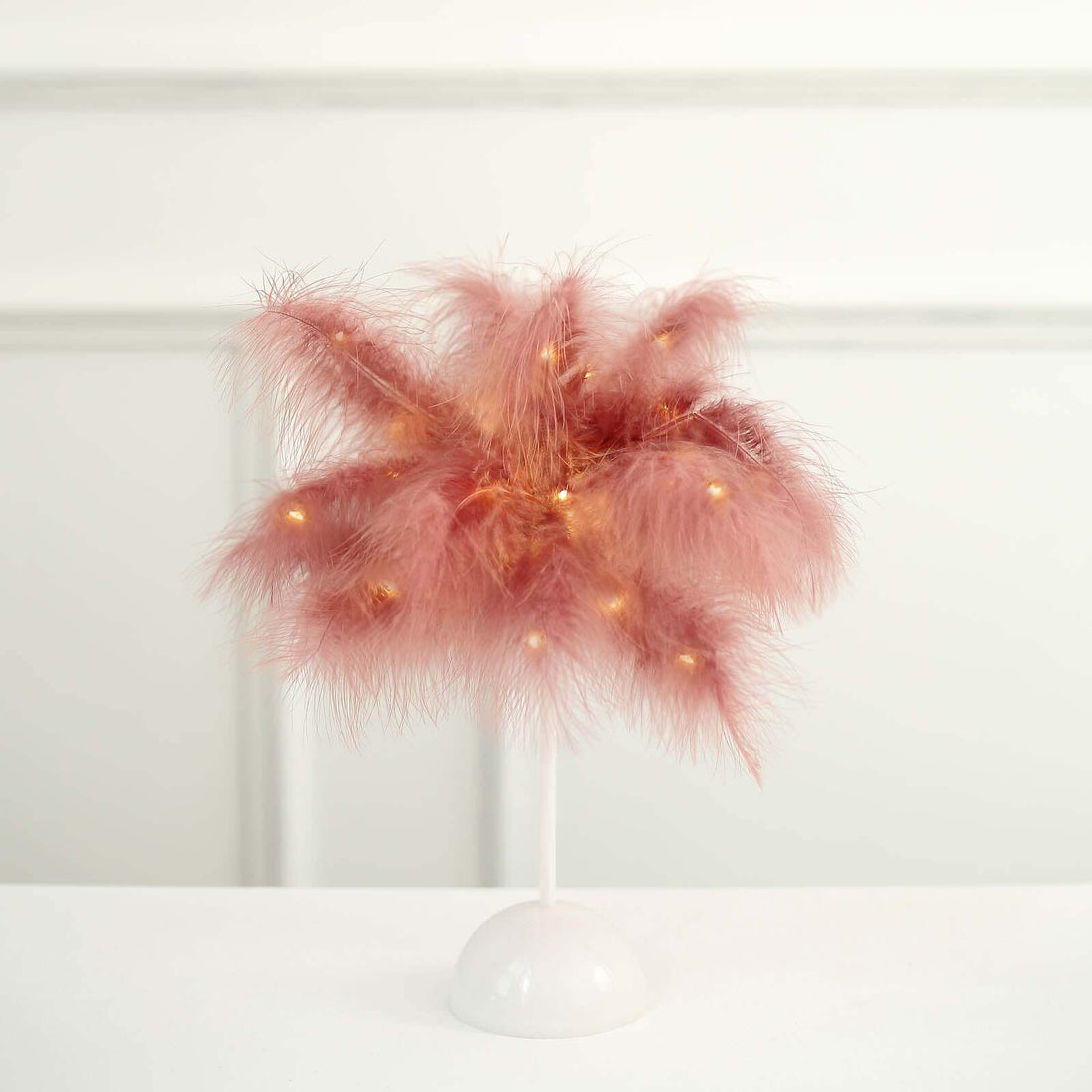 Feathers Table Lamp Cinnamon Rose 15" | eFavormart